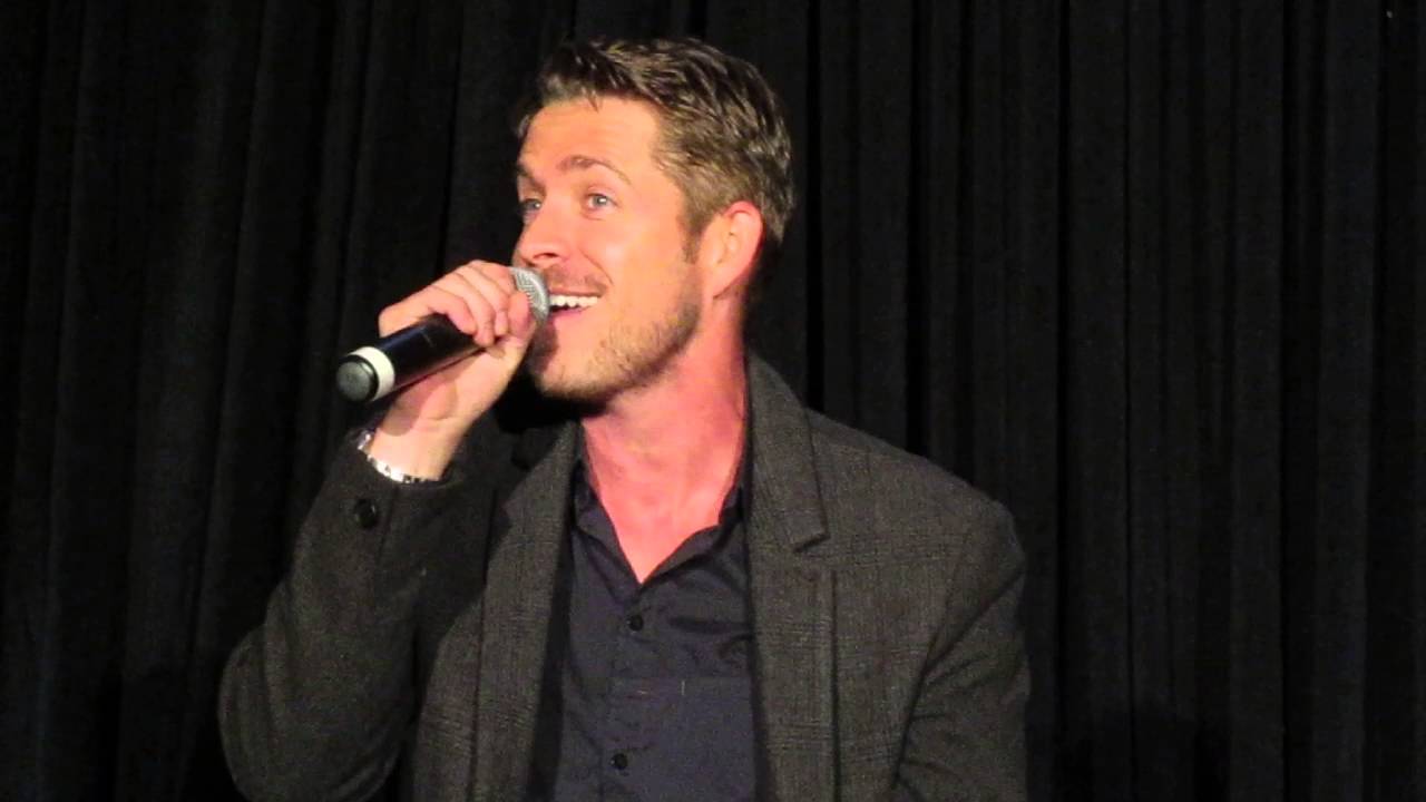 Sean Maguire Sings The Bare Necessities - YouTube