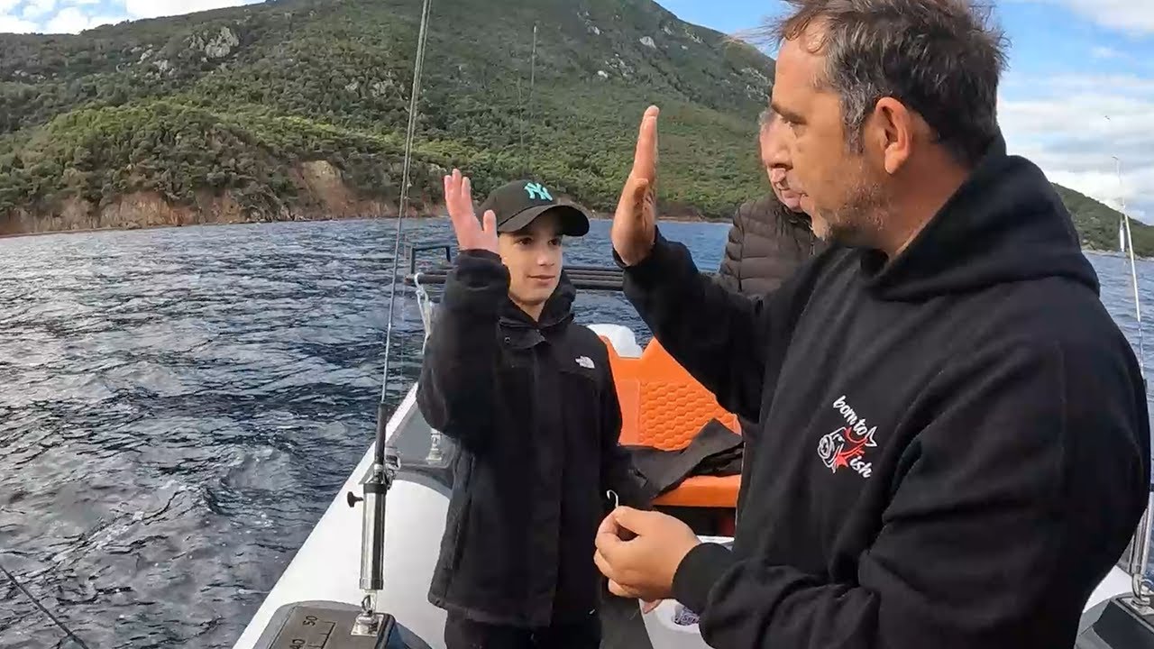 ΜΑΘΑΙΝΟΥΜΕ τον ΚΟΣΜΟ να ΨΑΡΕΥΕΙ ️ ΑΠΛΑ καί ΟΜΟΡΦΑ ZAVRAS FISHING ...