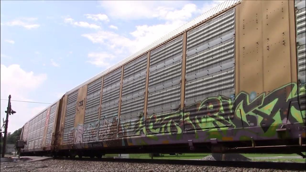 NS 218 with Southern Heritage unit DPU meets NS 369 at Lindale, GA! - YouTube
