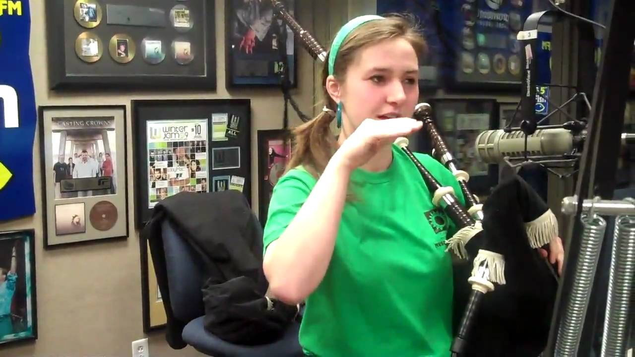 95.5 The Fish Len and Brooke-Name that Tune Bagpipe Edition - YouTube