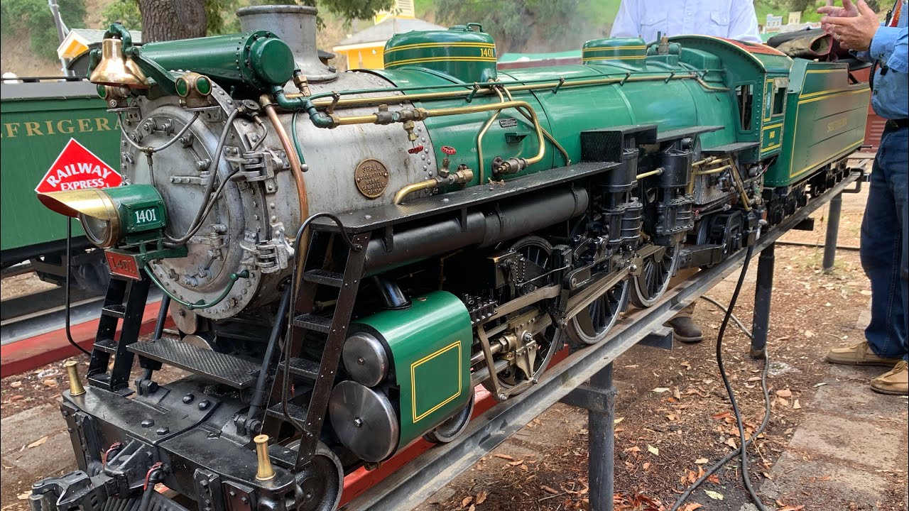 2023 LA Live Steamers Fall Meet, Southern PS-4 - YouTube