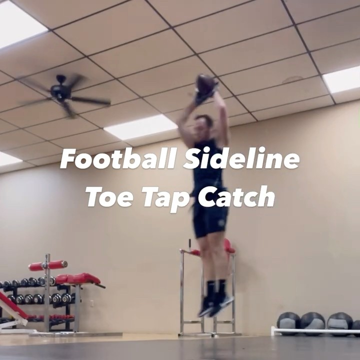 Football Sideline Toe Tap Catch #trainlikethepros - YouTube