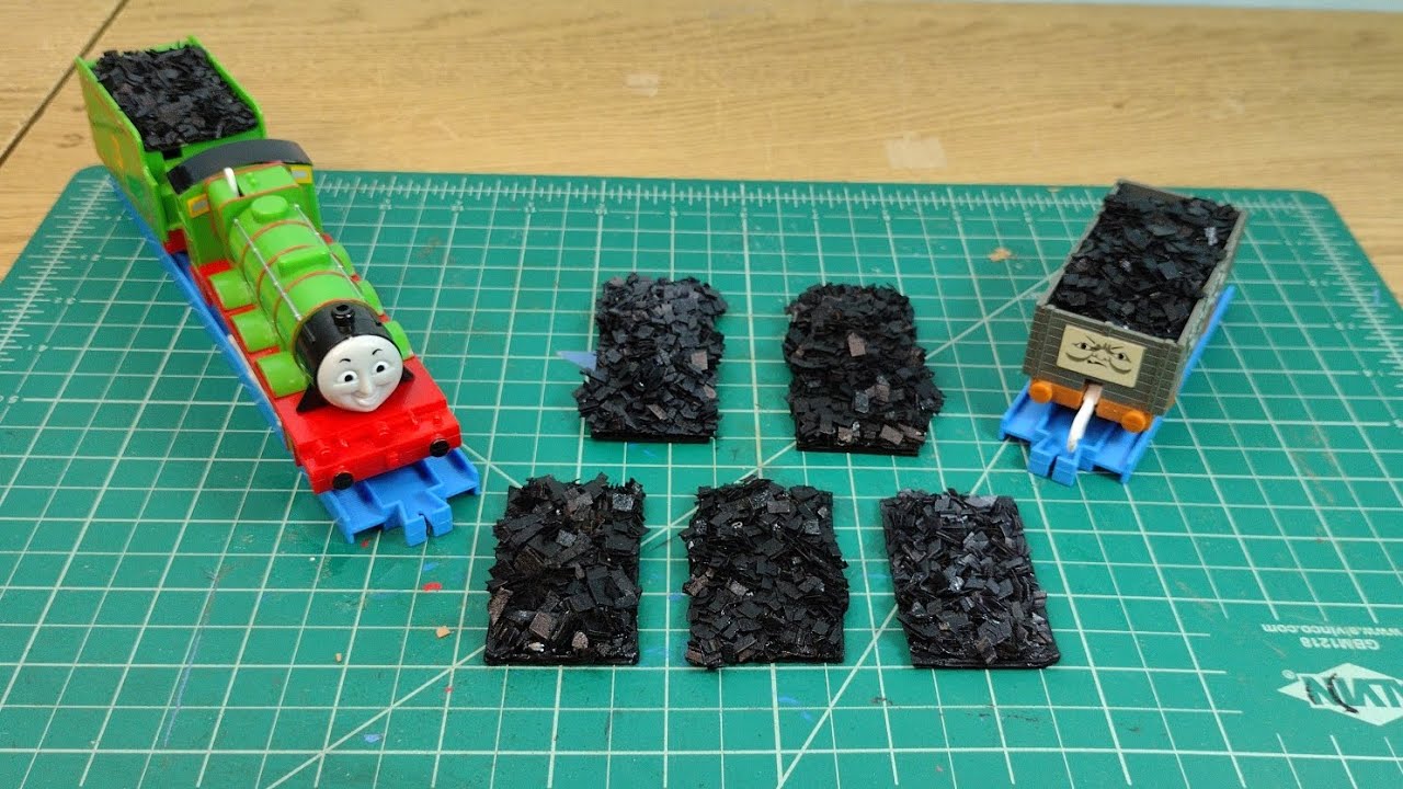 Custom Tomy Trackmaster Coal Covers | Testing out an Airbrush for the ...