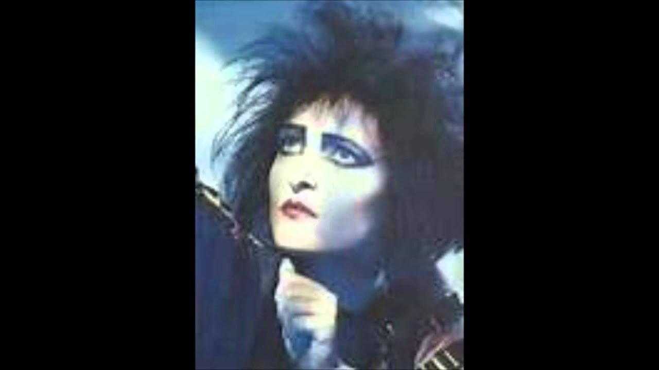 siouxsie and the banshees- happy house - YouTube