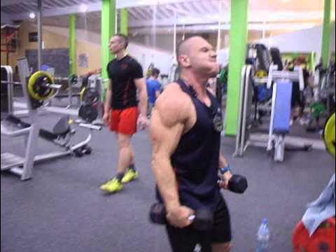 Arnoldki + Unoszenie ramion bokiem z sztangielkami - YouTube