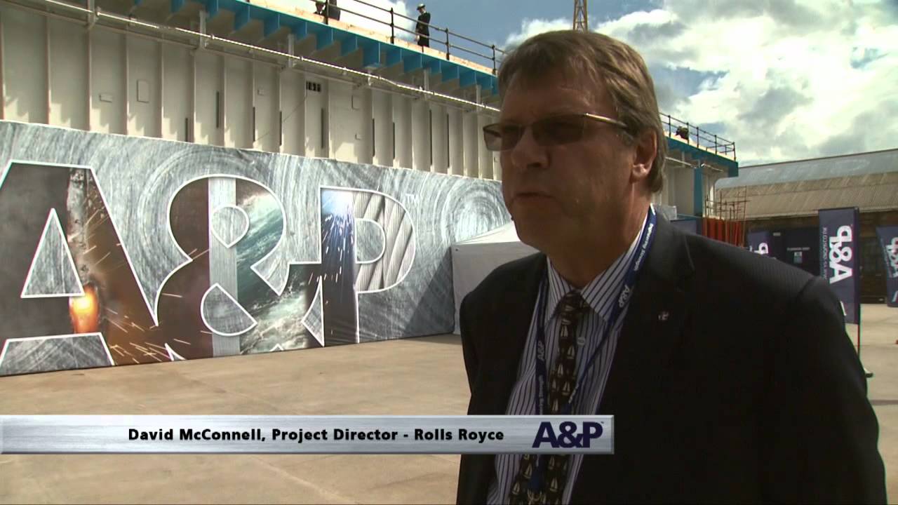 A&P Tyne Sailaway Event Aug11 - YouTube