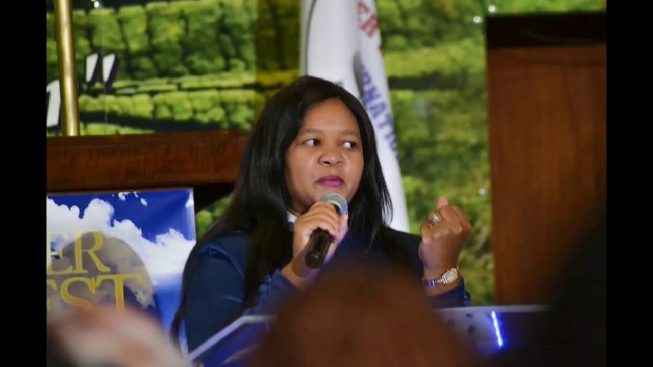 Be Grateful to God by Pastor A.T Dlomo - YouTube