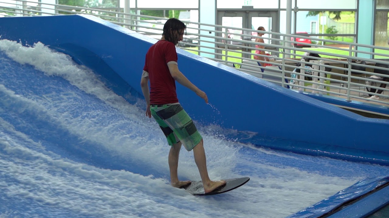 Snohomish Aquatics Center Pro Tricks by flowboarders on the FlowRider ...