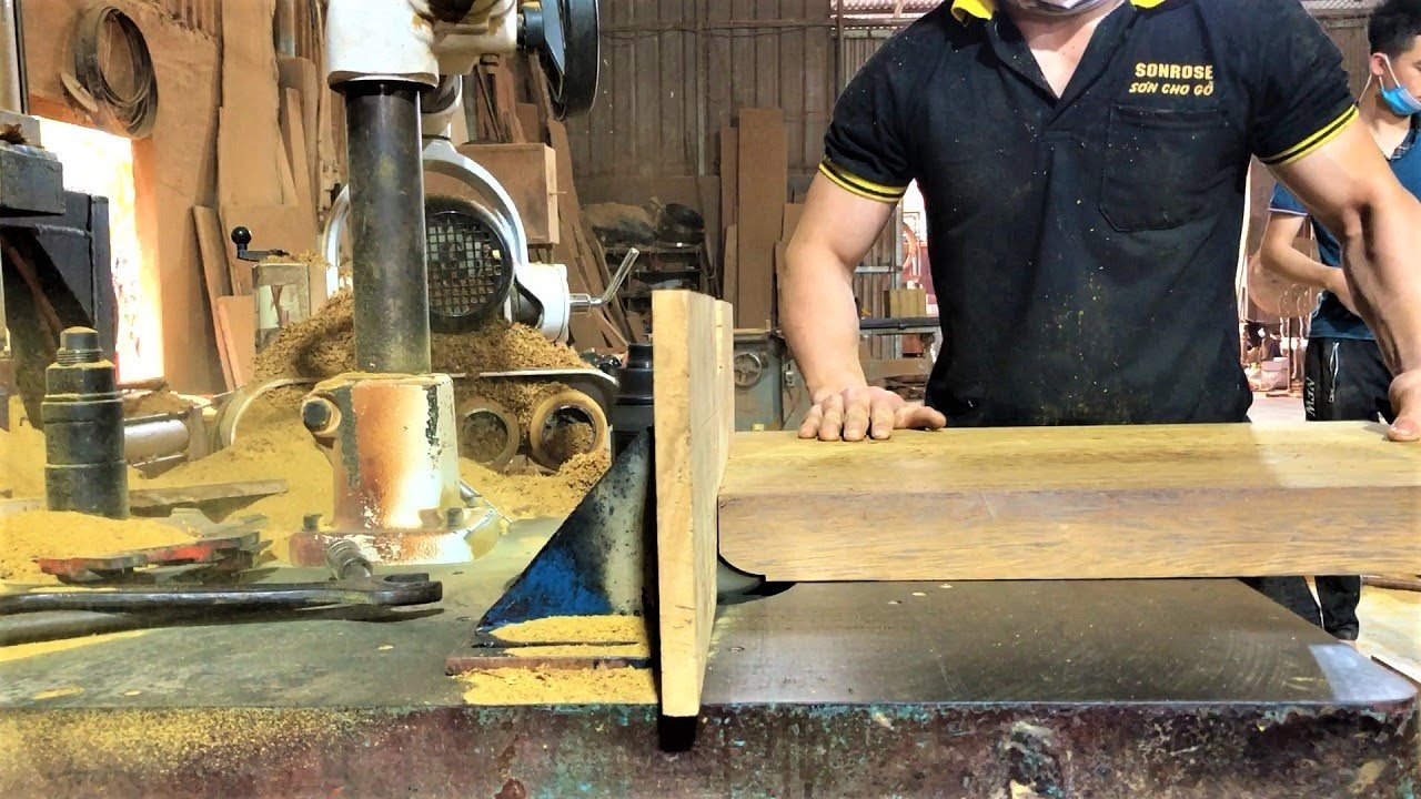 Skills & Techniques Woodworking Fast and Ingenious of young Carpenter ...