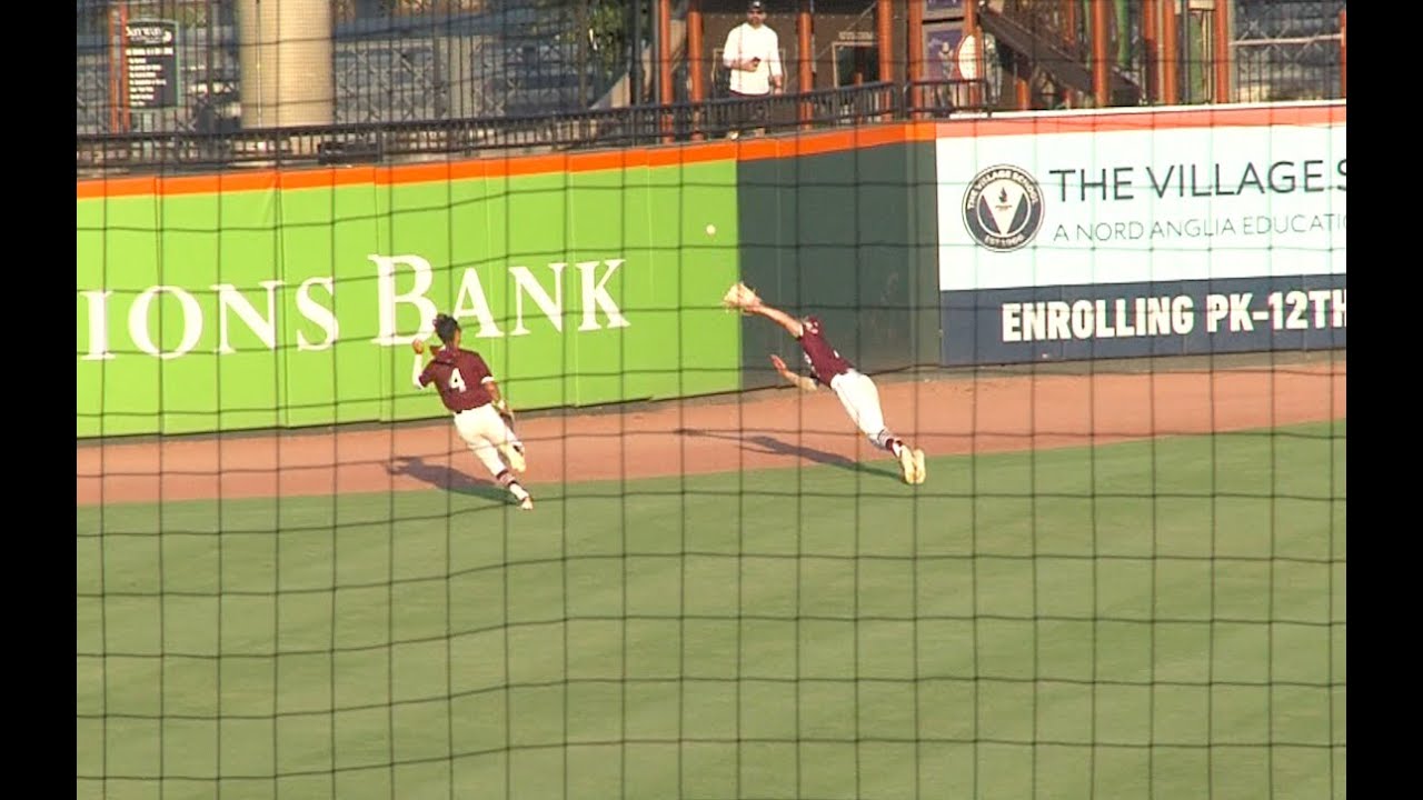 AMAZING HIGH SCHOOL BASEBALL CATCH - YouTube