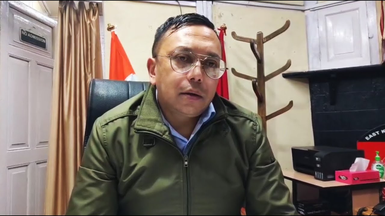 Kyntu u Bah Vivek Syiem ia ki Paidbah ban husiar na ki Nongkular Ai kam ...