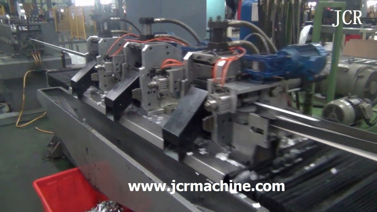 JCR Ceiling Cross T grid Roll Forming Machine - YouTube