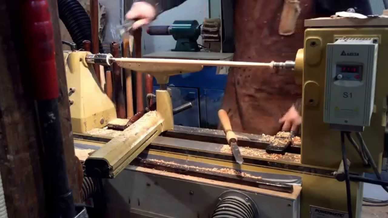 Windsor chair, Spindle turning #1 - YouTube