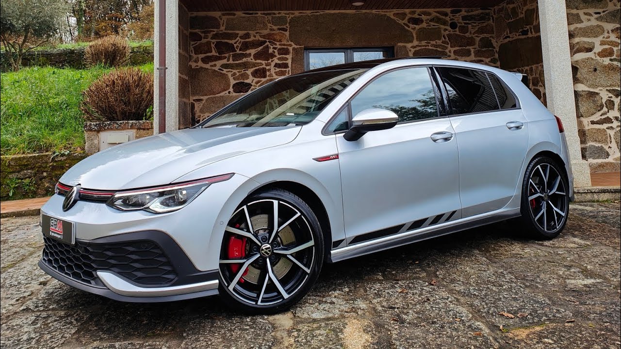 Volkswagen Golf GTI Clubsport MK8 300cv 2021 Reflex Silver - YouTube