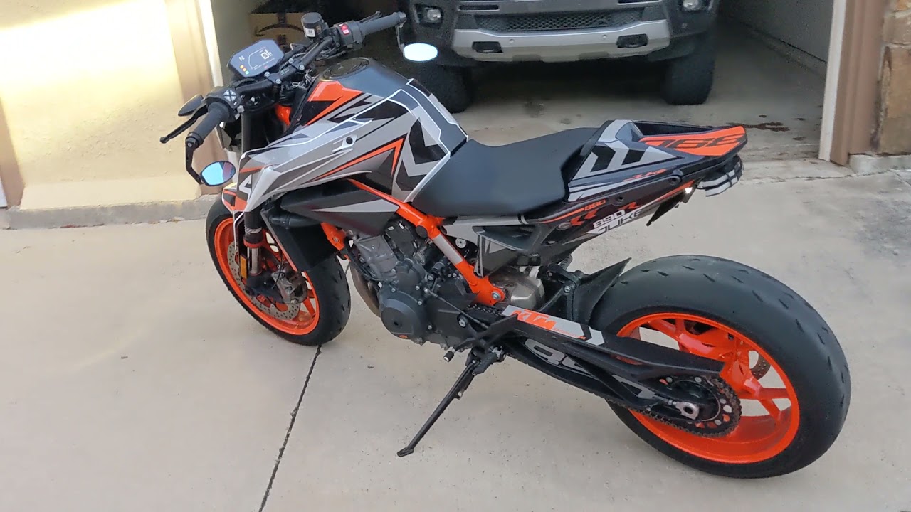 custom duke 890r walk around - YouTube