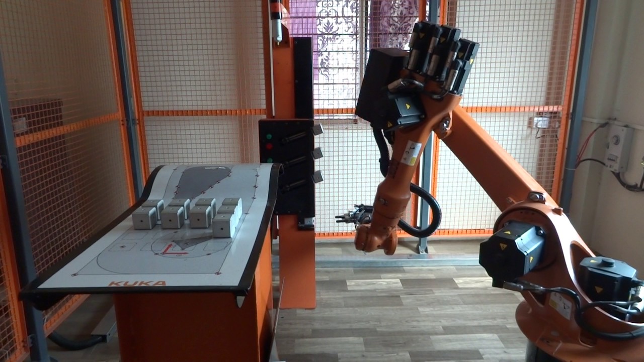 KUKA ROBOT Training Pune, IRTI - YouTube
