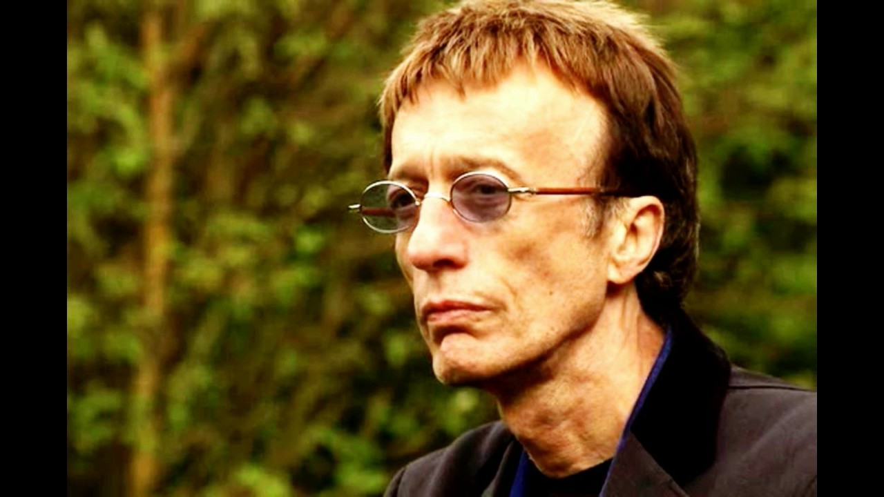Robin Gibb - Solid 2014 - YouTube