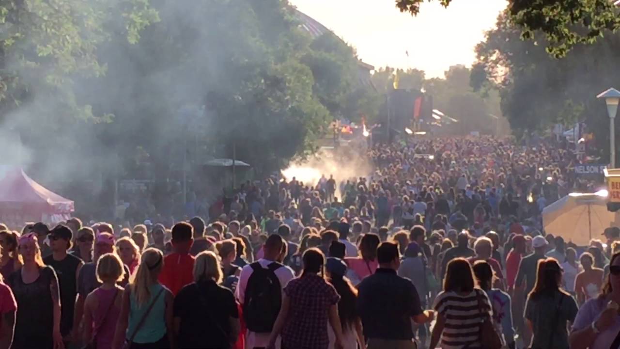 Minnesota State Fair Crowd 2016 - YouTube