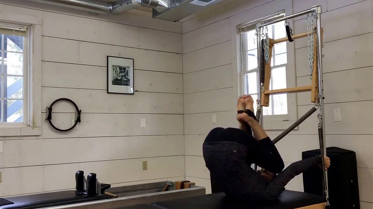 Pilates - Classical Pilates Leg Springs - Airplane - YouTube
