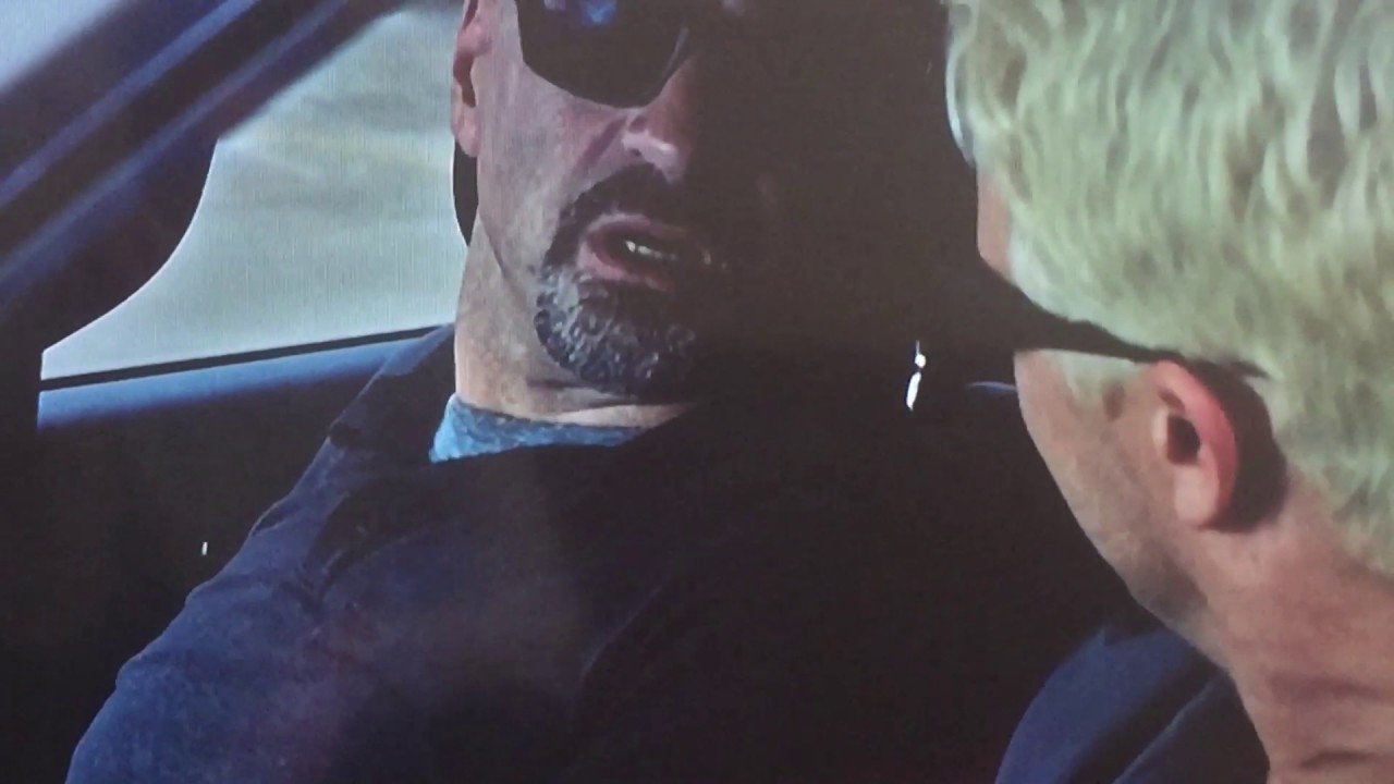 Jack Reacher smashing car window - YouTube