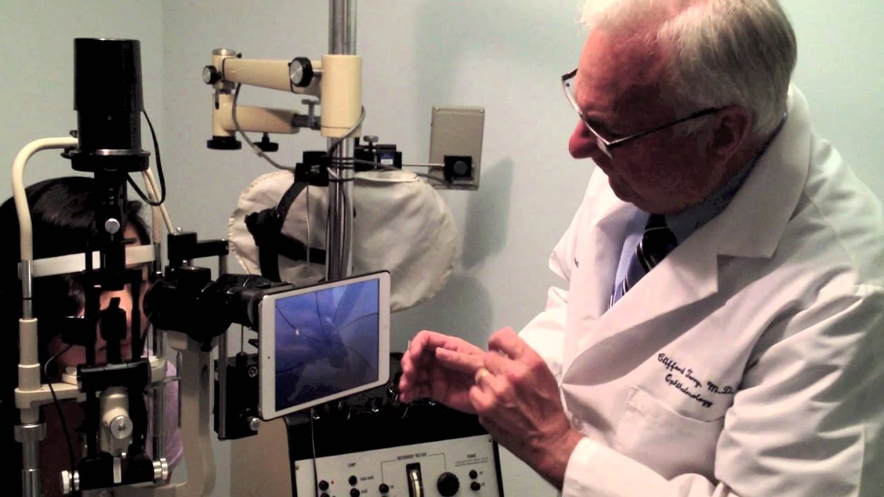 EyePhotoDoc iPad Mini Slit-Lamp Adapter - YouTube