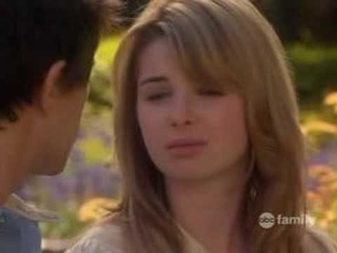 Kyle And Amanda Kiss - YouTube