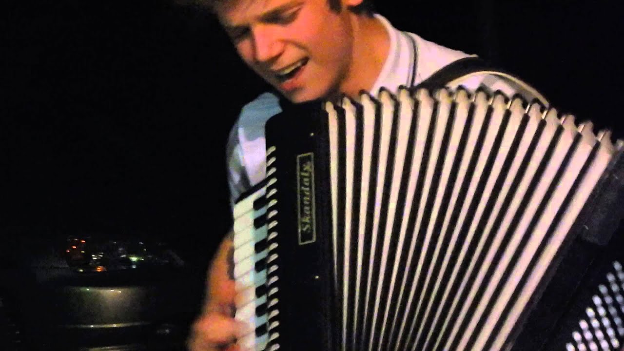 Lucas Gdak e Lucas Polidoro - Vou levando a vida que o véio mando 13/09 ...