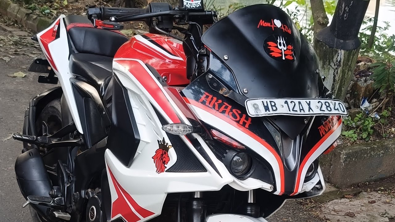 my first .Moto vlogging//😚#Pulsar rs 200 .. look guys .#Middleclass 🙏🙏🥀 ...