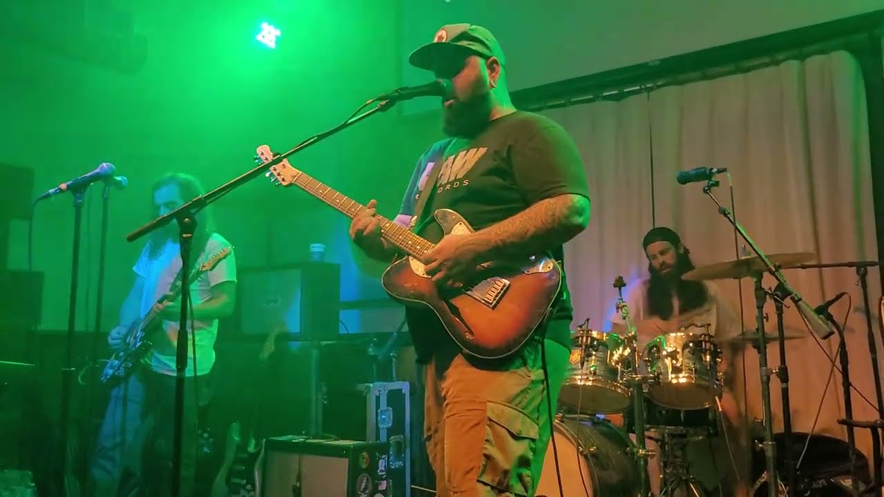 Joe Samba performs "War of love" (live, exclusive) at Outer Banks ...