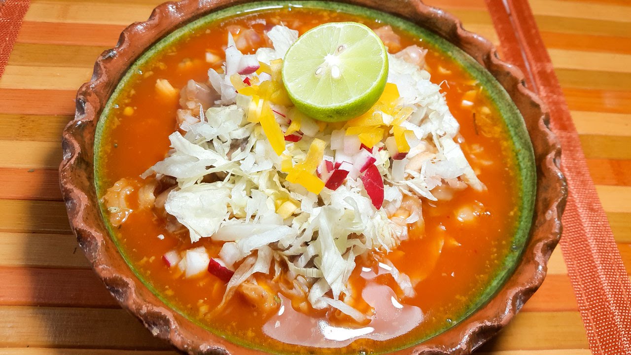 Pozole tradicional Riquisimo | Cocinando con angel - YouTube
