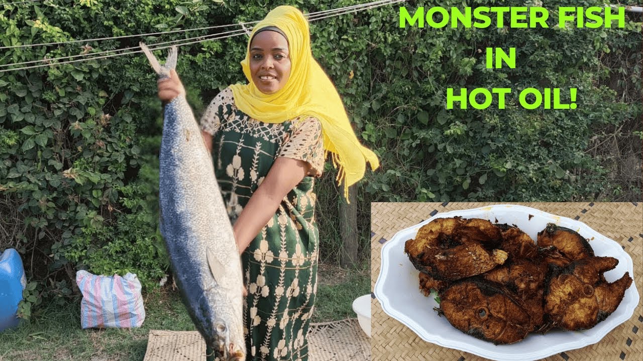 AFRICAN STYLE FRIED GIANT FISH - A TASTE OF THE COAST! - YouTube