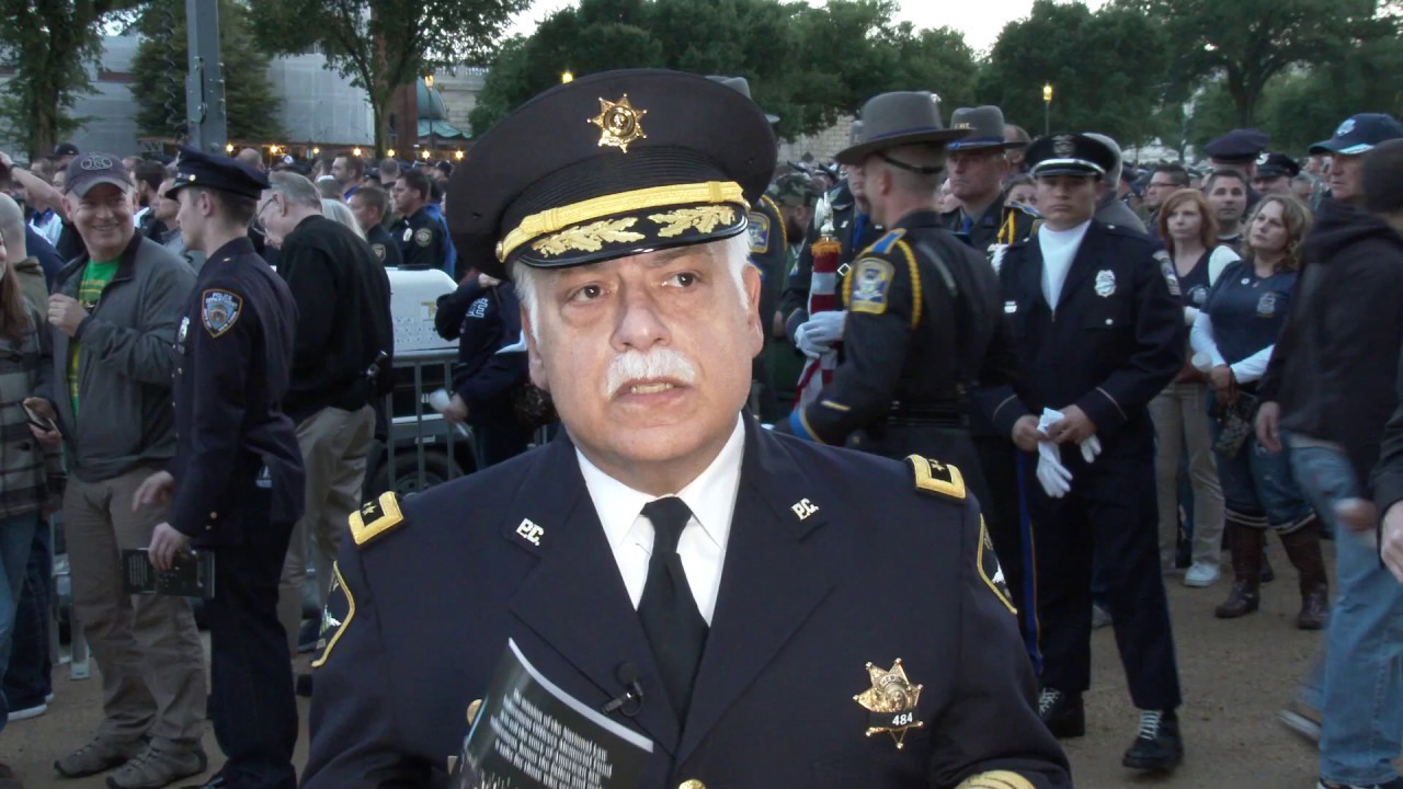 Deputy Dan McCartney Candlelight Vigil in Washington DC - YouTube