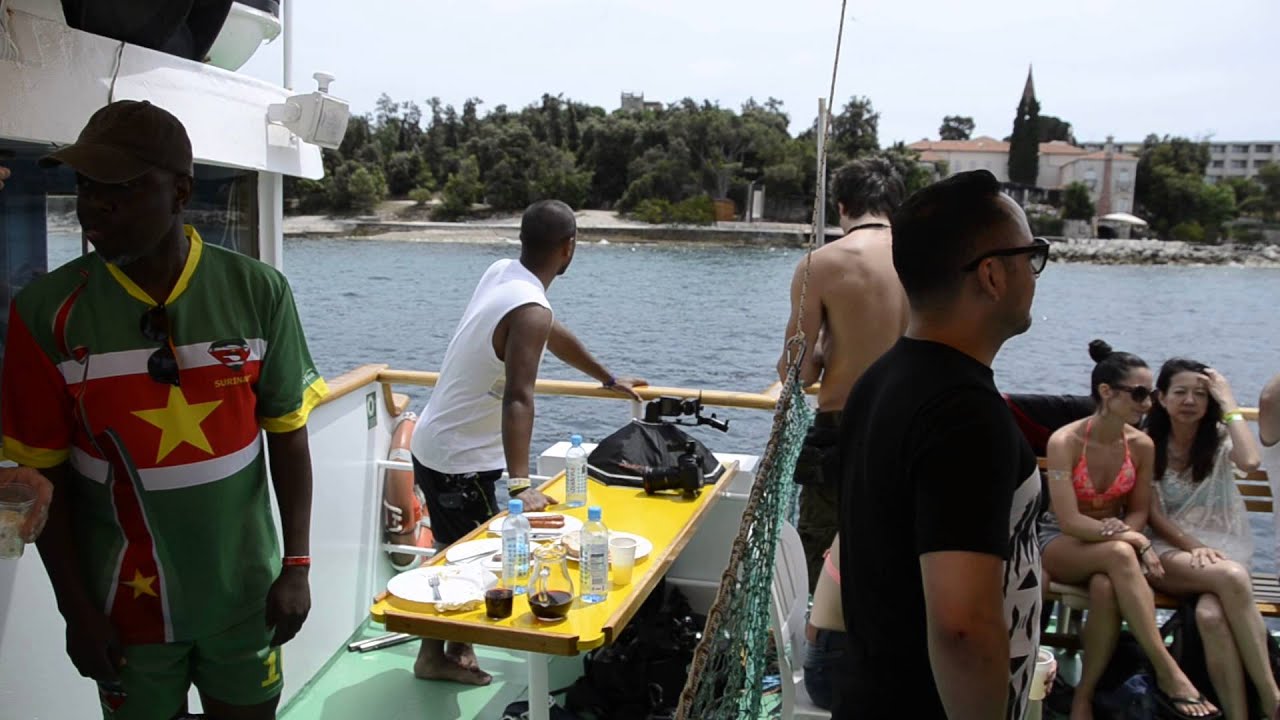 CSSF 2015 Salsa Boat Trip 2 - YouTube