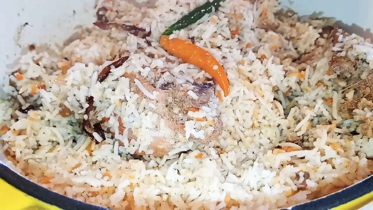 Morog Polao, just the way I learned from my Mom ( with my tiny twist)!😍 ...