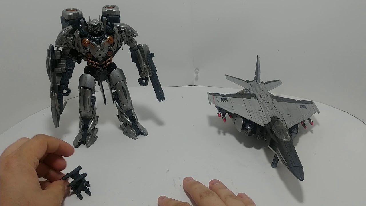 Transformers studio series ksi boss review. - YouTube