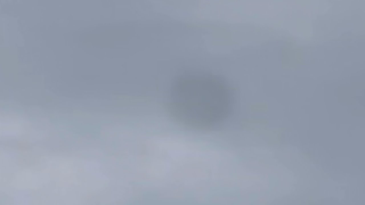 August 27th 2025 0642 UFO/UAP, ascending sphere with associated go ...