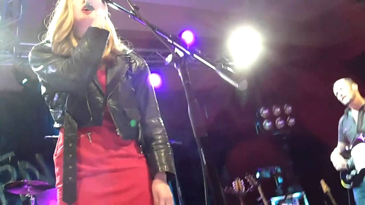 Kit Thorn - Rocks - Florence / Muscle Shoals, AL January 29, 2011 - YouTube