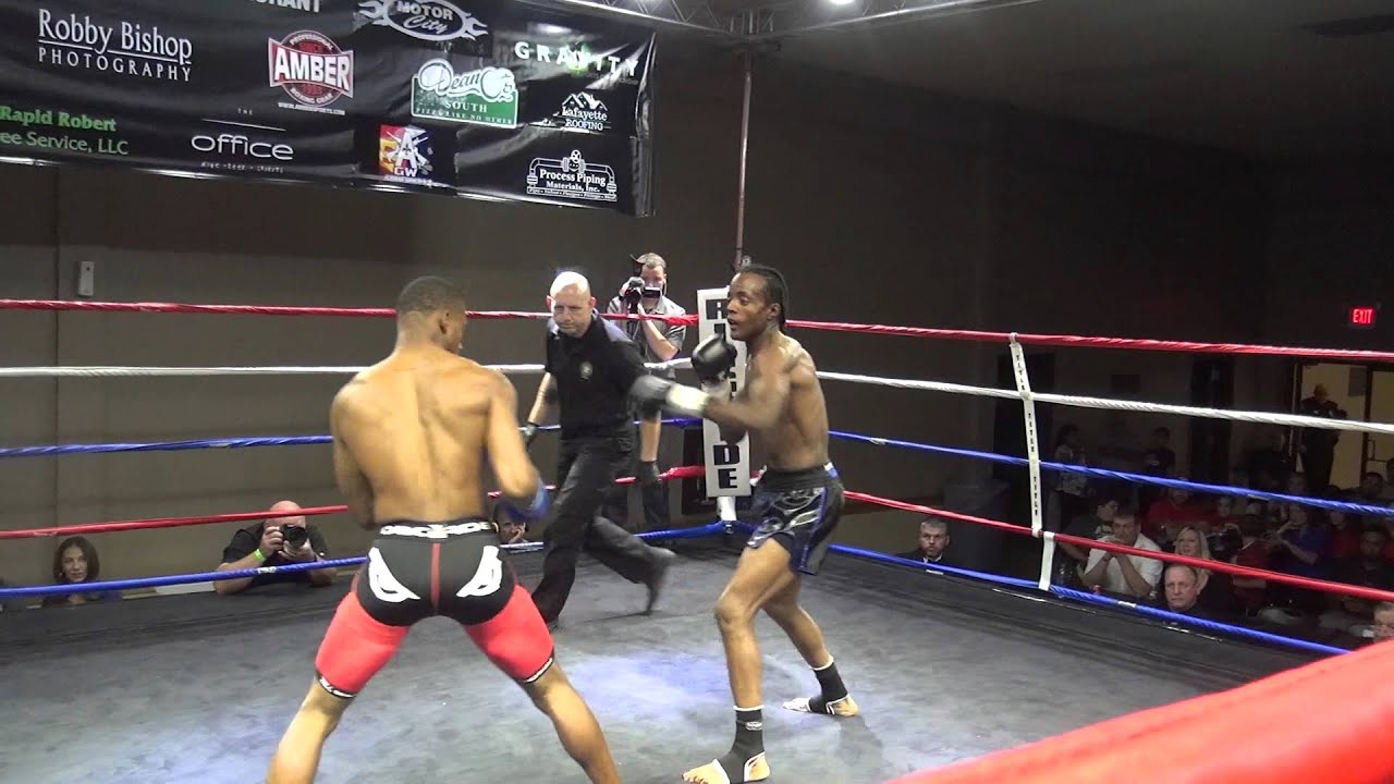 GCSC 2: Tyger Banks vs Devonaire Jones - YouTube