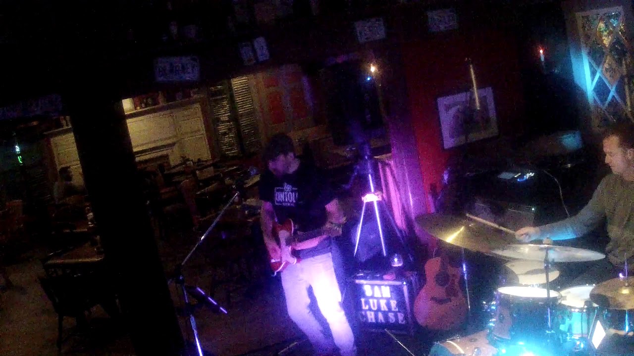 Sam Luke Chase Trio - Kiss (Prince Cover) Live at Tinker's Son - YouTube