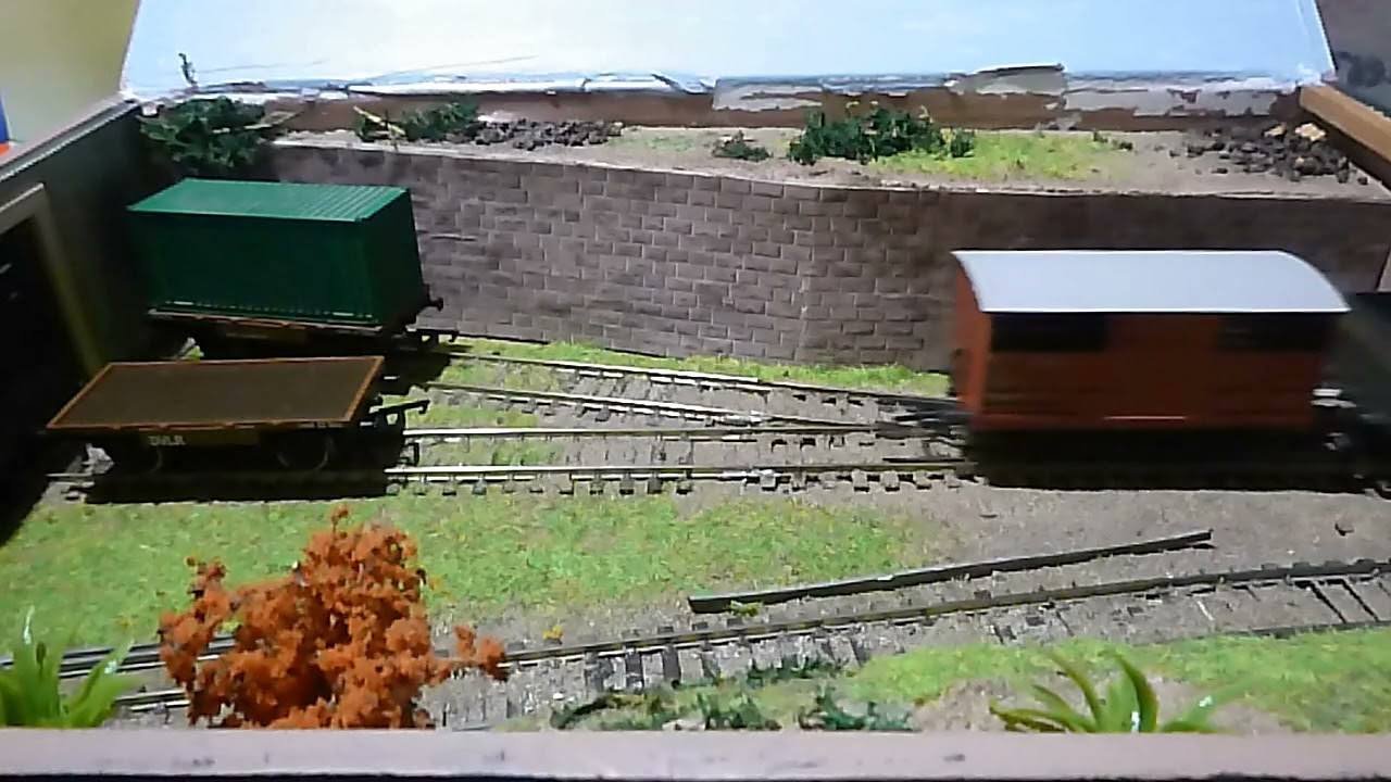 OO Scale Boxfile Layout Operating Session - YouTube
