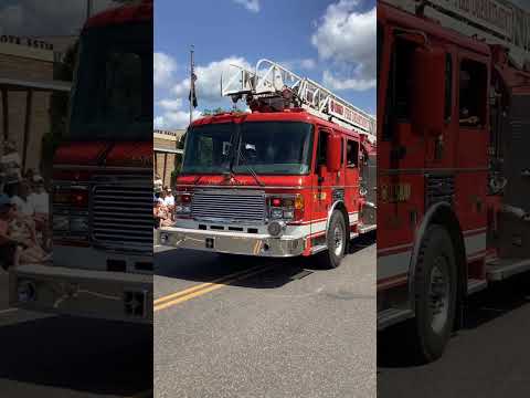 (Carlton daze parade) esko volunteer fire department Minnesota code 3 ...