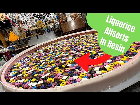 I Mixed Liquorice Allsorts In Resin - Very Strange but fascinating Reaction!