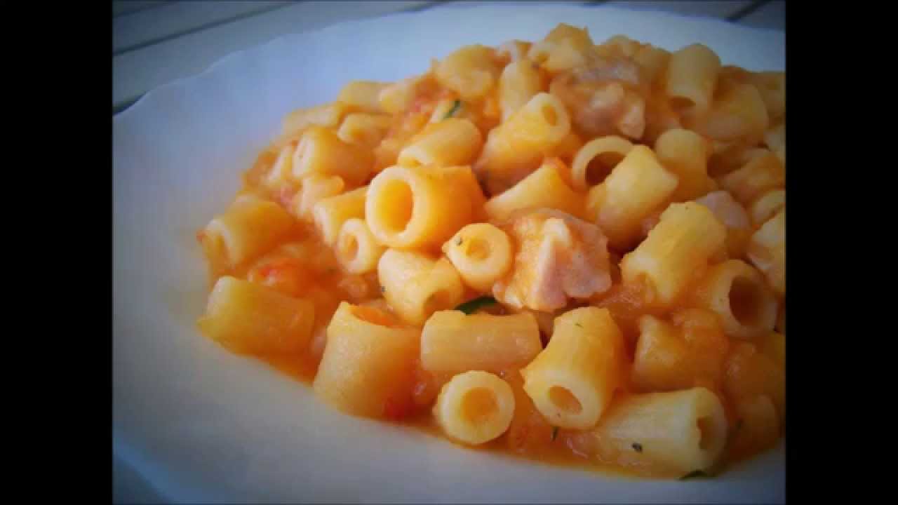 PASTA E PATATE NAPOLETANA - YouTube