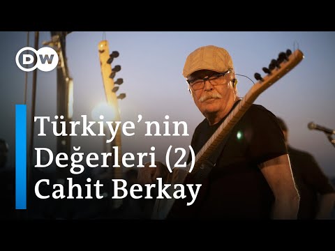 Cahit Berkay: Ülkemizdeki en büyük sıkıntı sevgisizlik - DW Türkçe