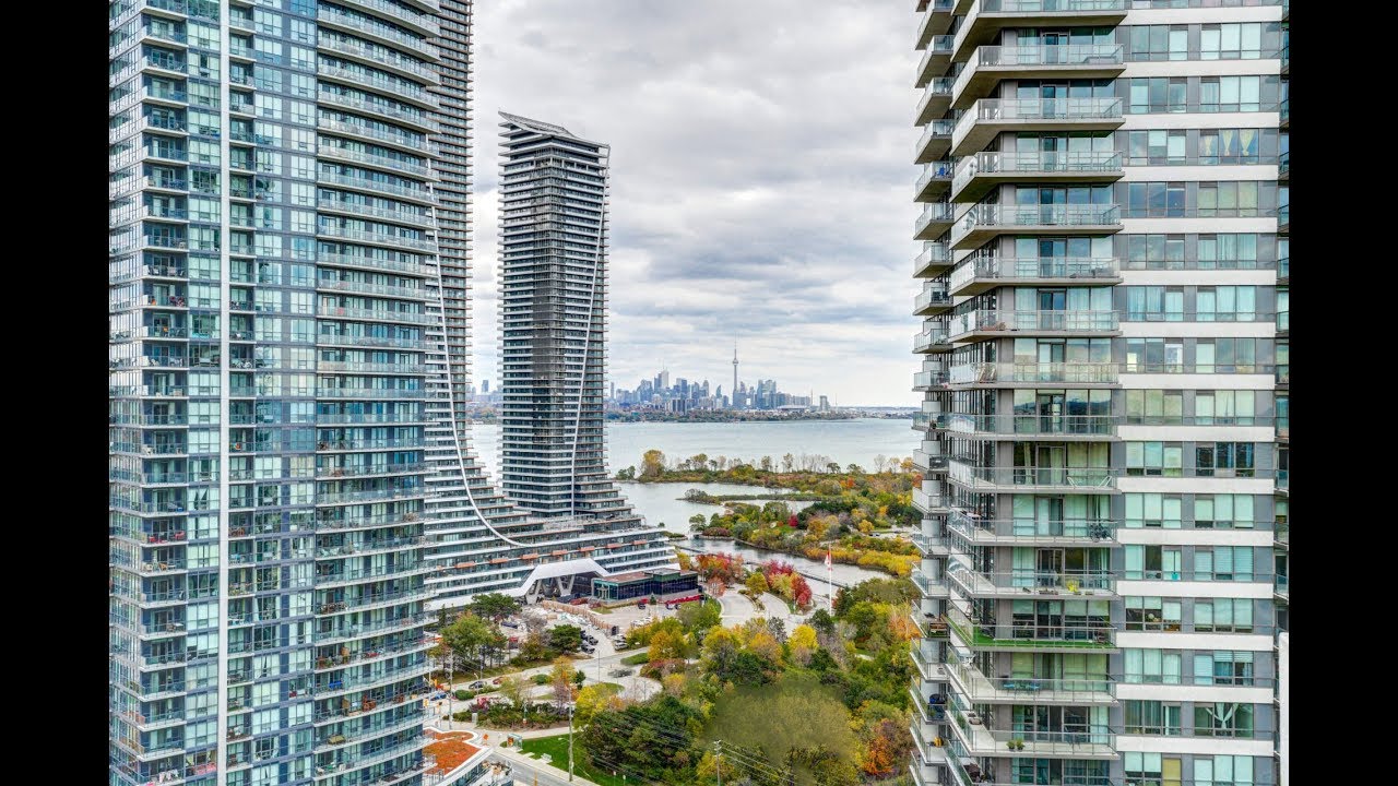 Luxurious Condo in Toronto w/Incredible Views - YouTube