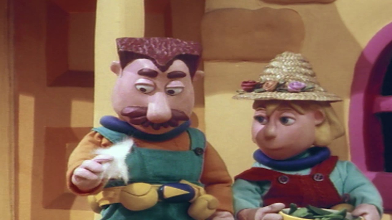 Astrofarm 112 - Training Dinki | HD | Full Episode - YouTube