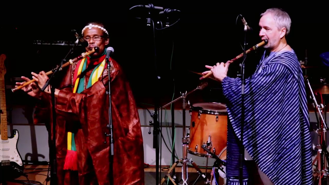 Djama Mayin Fouta Kama - YouTube