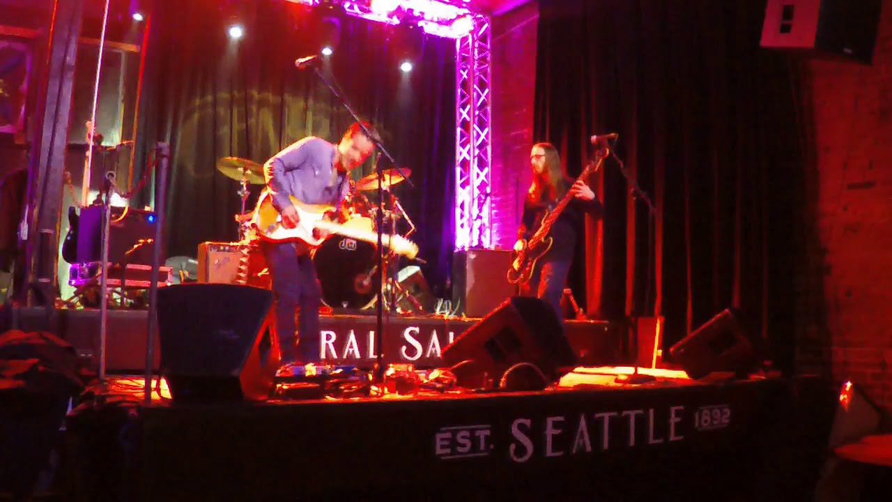 Nick Mardon Trio-Foxy Lady - YouTube