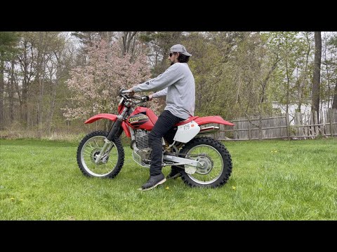 2001 Honda XR400 sound check - YouTube