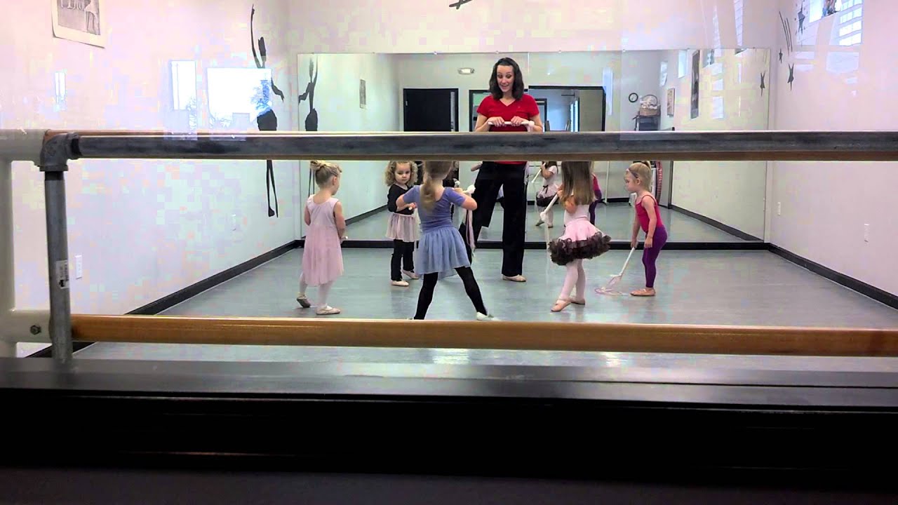 Addie's First Dance Class #1 - YouTube